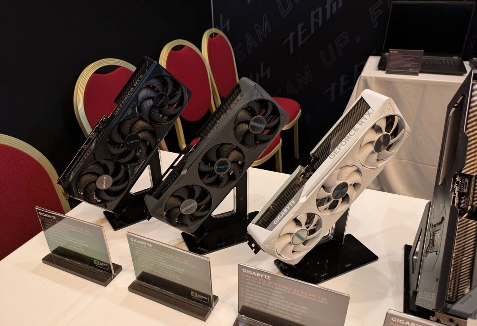 GIGABYTE Presenta sus Nuevas Tarjetas RTX 50: La nueva generación de ...